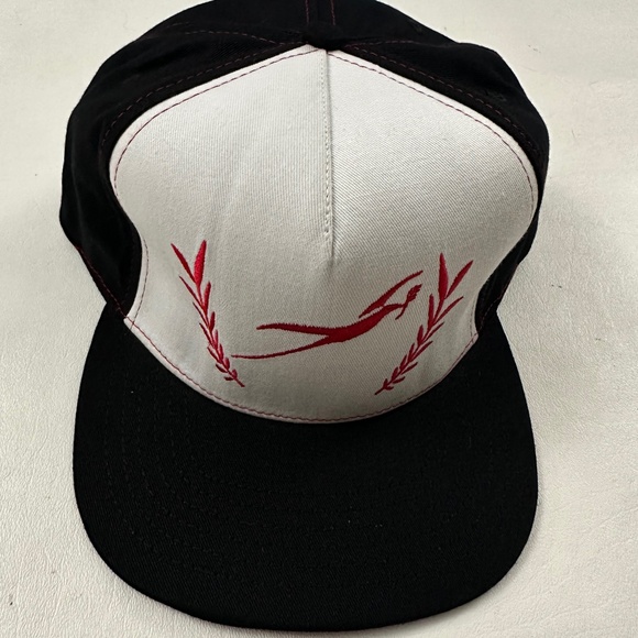 hat | Accessories | New Vintage Red Bird Logo Black Snapback Cap Hat ...